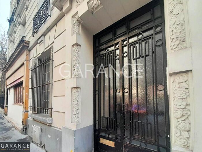 Appartement à vendre - Paris e , Jules Joffrin - 2 pièces - 1 chambre