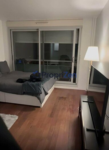 Appartement à louer - Cambronne-Garibaldi, Paris ème arrondissement - 2 pièces - 1 chambre