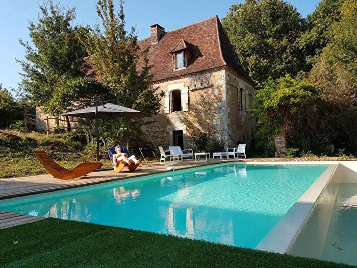 Maison à vendre - Fleurac - 6 pièces - 5 chambres