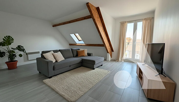 Corbeil-Essonnes, Centre-ville : Appartement 1 pièce à vendre