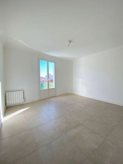 Saint-Laurent-du-Var : Appartement 3 pièces à louer