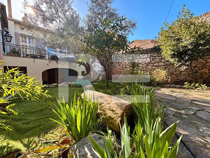 Maison à vendre - Nîmes, Jean Jaurès - 4 pièces - 3 chambres