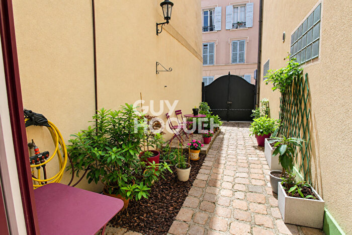 Maison 6 pièces à Puteaux, Vieux Puteaux, à vendre