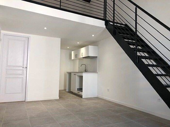 Appartement à louer - Gares, Montpellier - 1 pièce