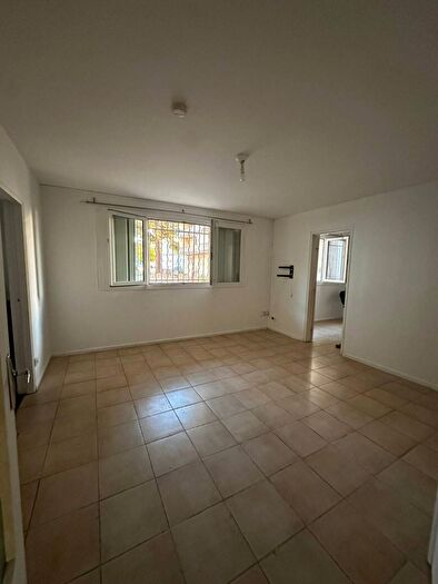 Appartement à louer - Avignon - 2 pièces - 1 chambre