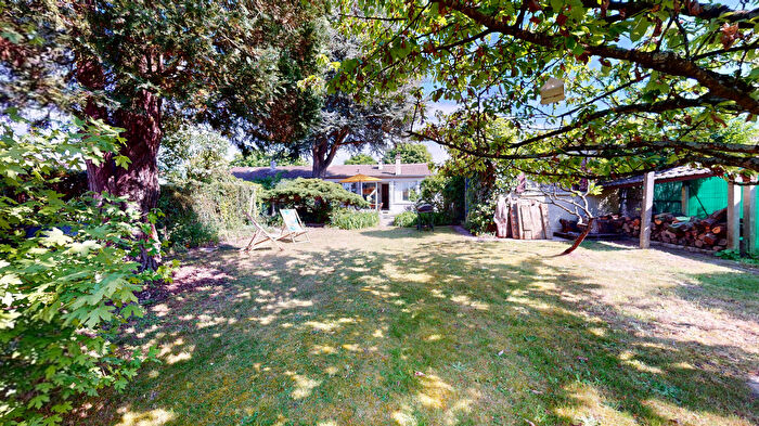 Maison 5 pièces à vendre à Fontenay-le-Fleury, Sables, Démènerie