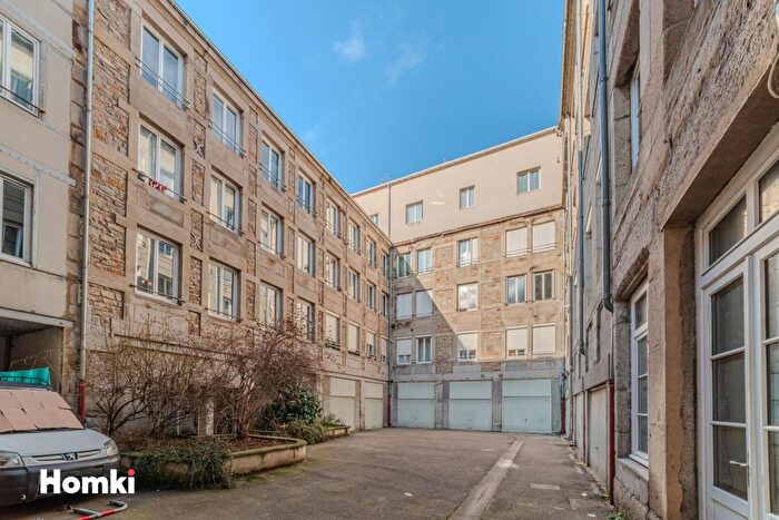 Appartement à vendre - Saint-Étienne, Centre-ville, Peuple, Chavanelle - 4 pièces - 3 chambres