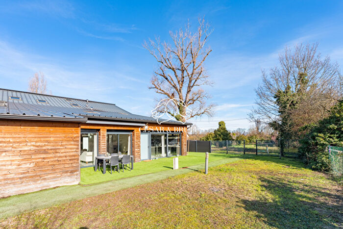 Appartement à vendre - Décines-Charpieu, Rize - 4 pièces - 2 chambres