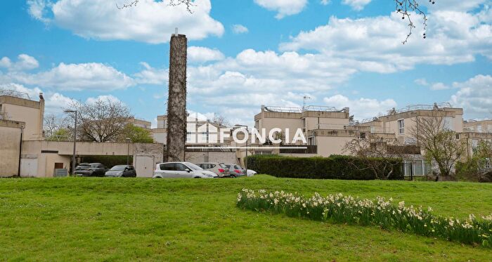 Appartement à vendre - Courcouronnes, Bérégovoy Sud - 4 pièces - 3 chambres