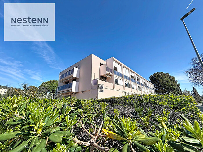 Appartement à vendre - Hyères, Pyanet - 1 pièce