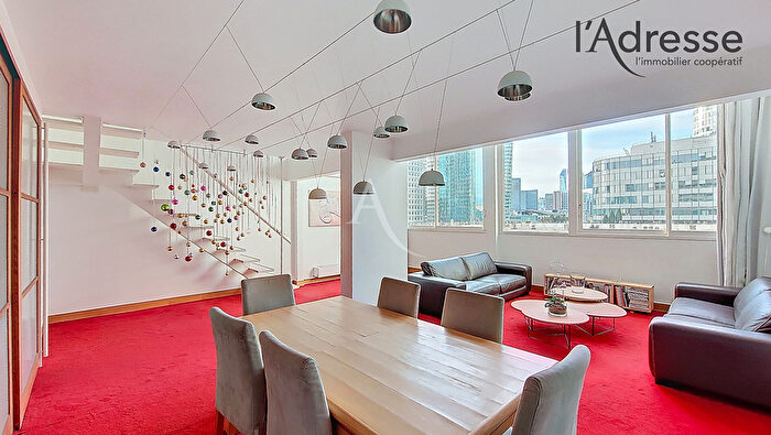 Appartement à vendre - Courbevoie, Gambetta, La Défense - 6 pièces - 3 chambres