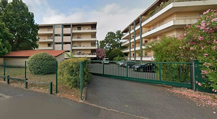 Appartement à louer - Plume la Poule-Pacaris, Talence - 2 pièces - 1 chambre