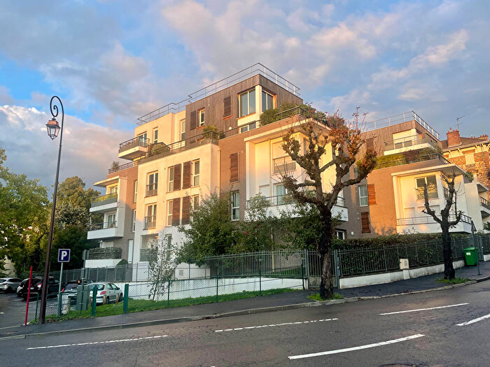 Appartement à vendre - Montmorency, Haut Montmorency - 1 pièce