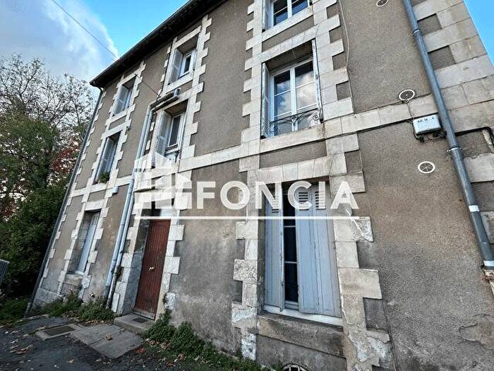 Appartement à louer - Montbernage-Pont Neuf, Poitiers - 2 pièces - 1 chambre