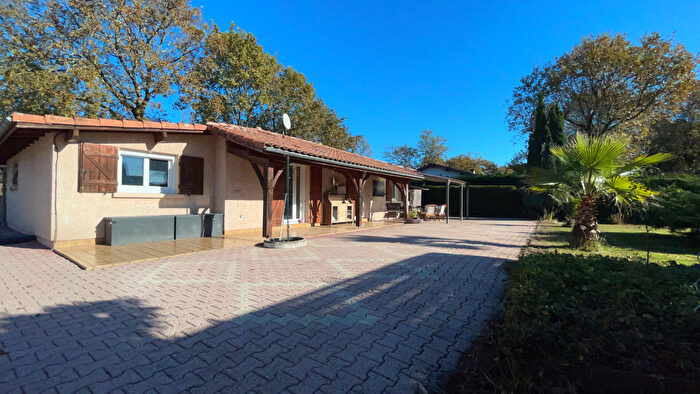 Maison à vendre - Vielle-Saint-Girons - 7 pièces - 5 chambres