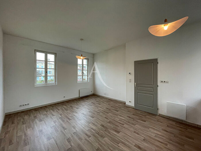 Fontenay-le-Comte, Centre-ville, Les Loges, La Pommeraie, La Sablière : Appartement 2 pièces à louer
