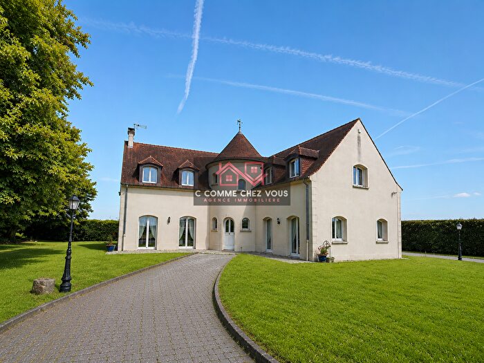La Houssaye-en-Brie : Maison 10 pièces à vendre