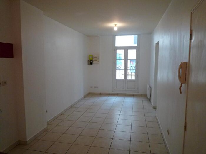 Appartement à louer - Montpellier, Centre historique - 2 pièces - 1 chambre