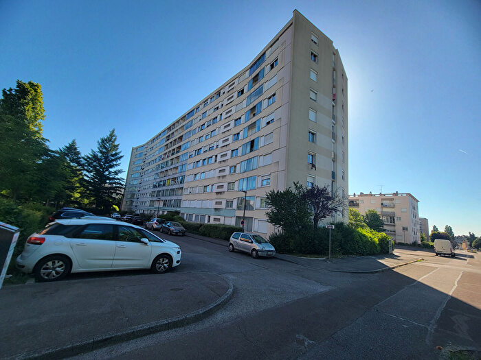 Appartement à vendre - Chenôve, Chenôve - 2 pièces - 1 chambre