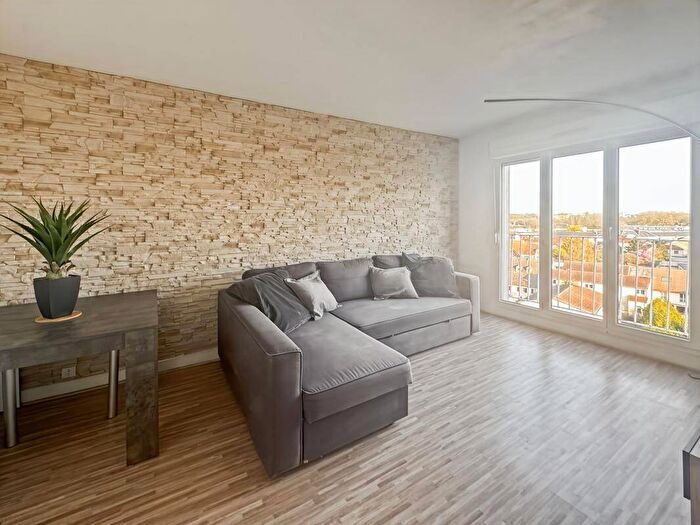 Appartement à louer - Maison Blanche-Wilson, Reims - 2 pièces - 1 chambre