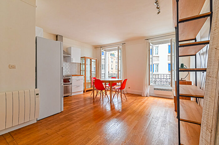 Appartement à vendre - Paris e , Léon-Blum, Folie-Regnault - 2 pièces - 1 chambre
