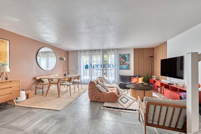 Maison à vendre - Gournay-sur-Marne - 5 pièces - 4 chambres