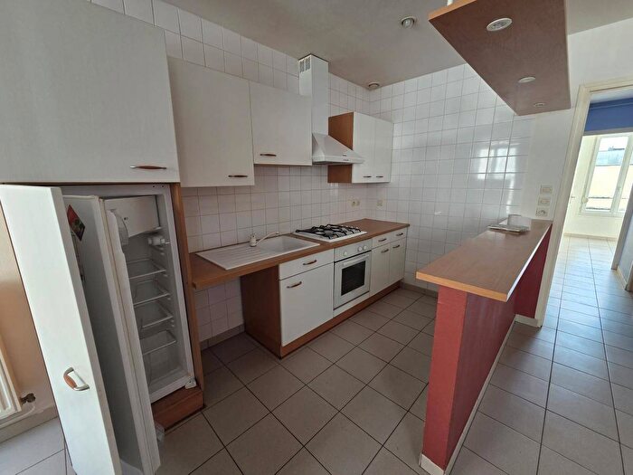 Appartement à louer - Cambrai - 2 pièces - 1 chambre
