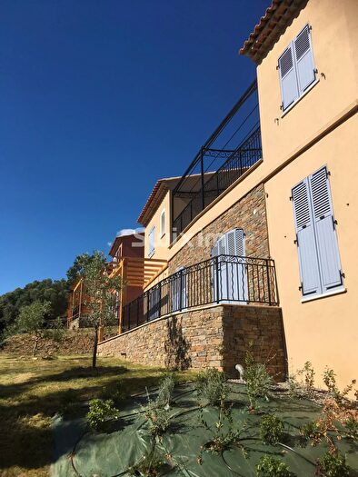 Maison à vendre - Saint-Tropez - 7 pièces - 3 chambres