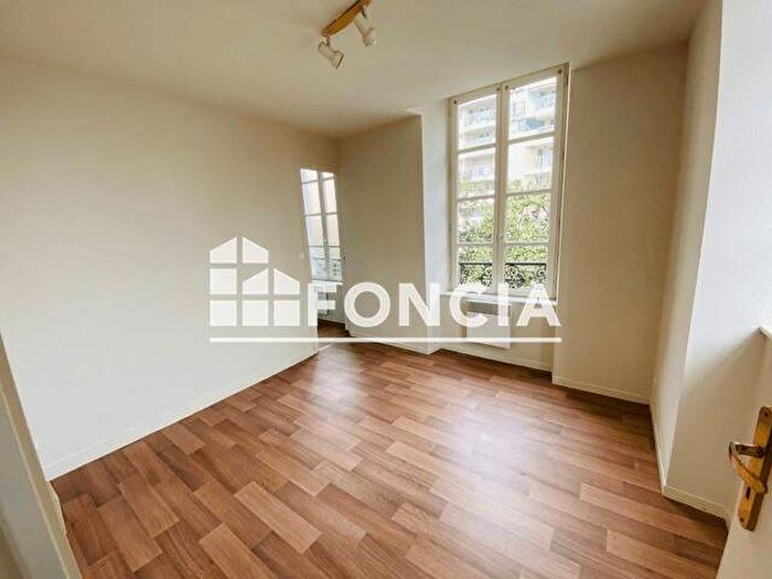 Appartement à louer - Dufau-Tourasse, Pau - 2 pièces - 1 chambre