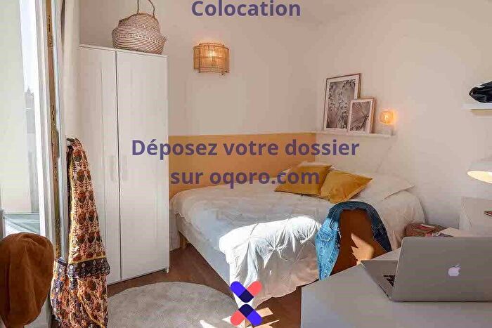 Bussiere, Oullins-Pierre-Bénite : Appartement 8 pièces à louer