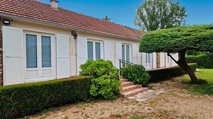 Maison 5 pièces à Saint-Piat, à vendre