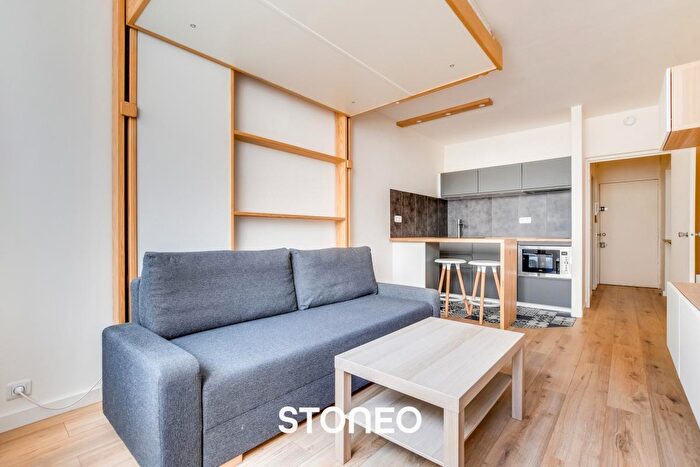 Appartement 1 pièce à Paris 15ème, Violet, Commerce, à vendre