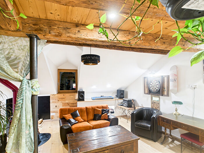 Appartement à vendre - Évian-les-Bains - 2 pièces - 1 chambre