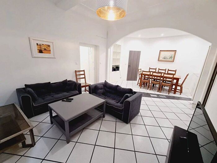 Vieux-Nice : Appartement 3 pièces à louer