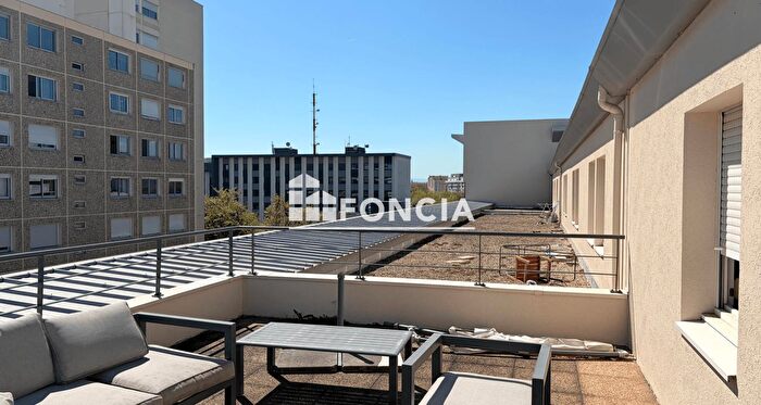 Appartement 3 pièces à Lyon 8ème, Monplaisir, à vendre