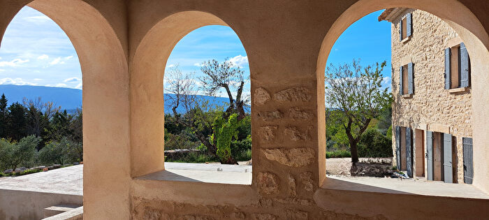 Gordes : Maison 6 pièces à vendre