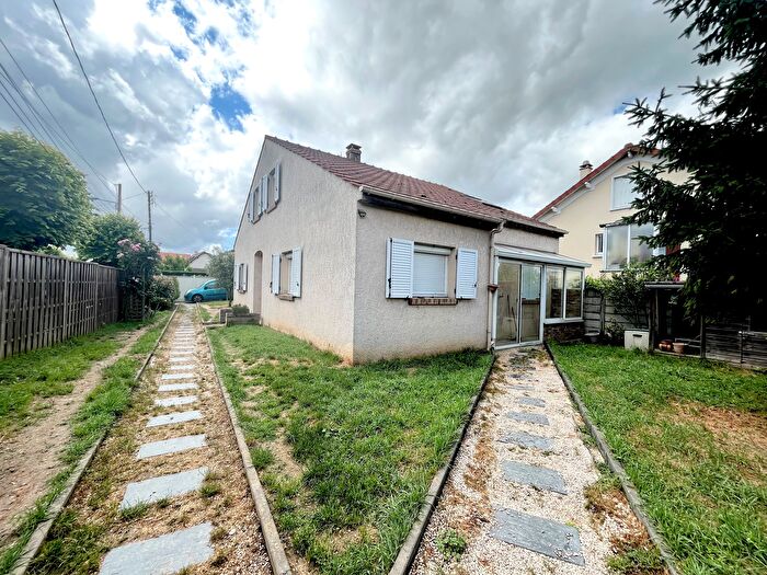 Paray-Vieille-Poste - Maison 7 pièces à vendre
