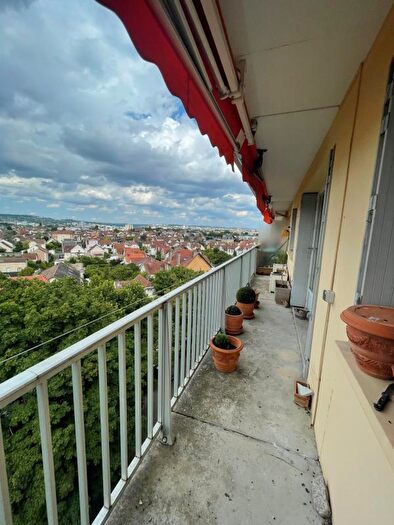 Appartement 5 pièces à Dijon, Colombière, Parc Chevreul, à louer