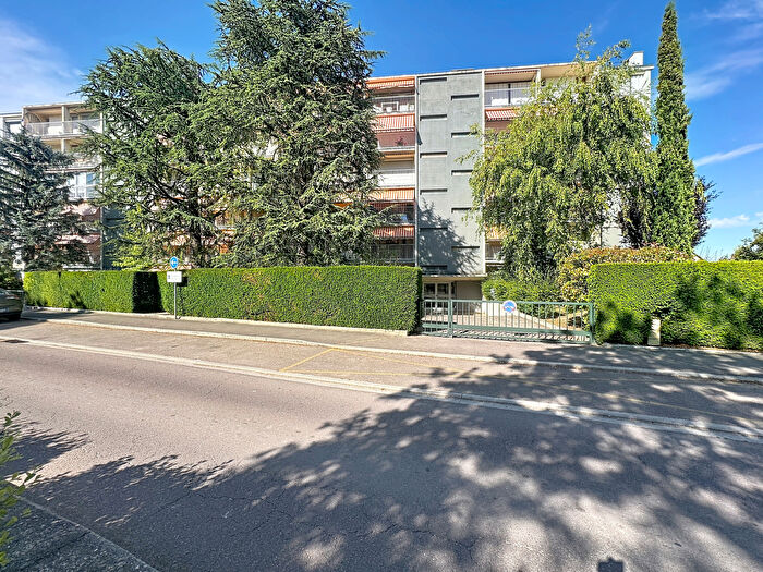 Appartement 1 pièce à vendre à Saint-Julien-les-Villas