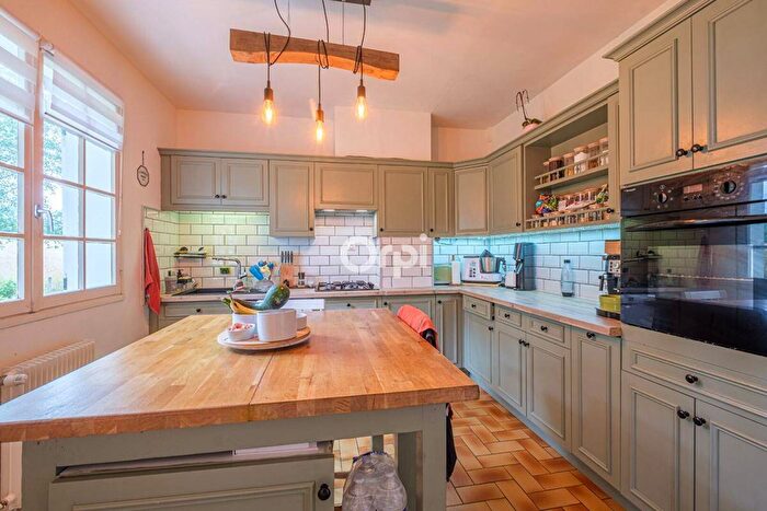 Maison à louer - Saint-Hilaire-Bonneval - 4 pièces - 3 chambres