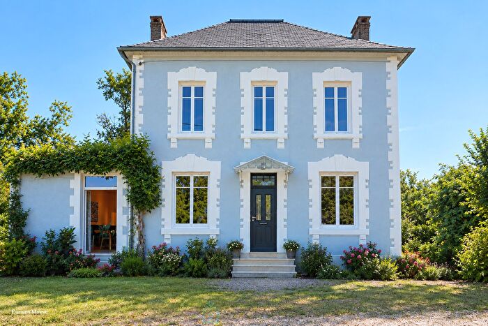 Piégut-Pluviers - Maison 7 pièces à vendre
