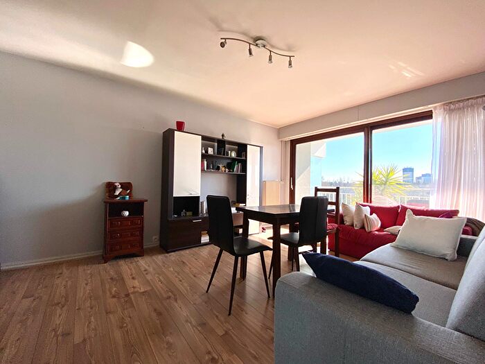 Appartement à vendre - Fresnes, Berny, Tourvoie - 1 pièce