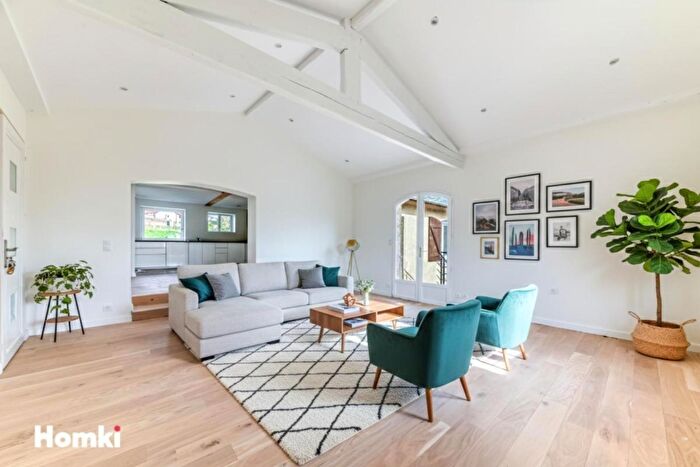 Maison à vendre - Sainte-Consorce - 6 pièces - 3 chambres