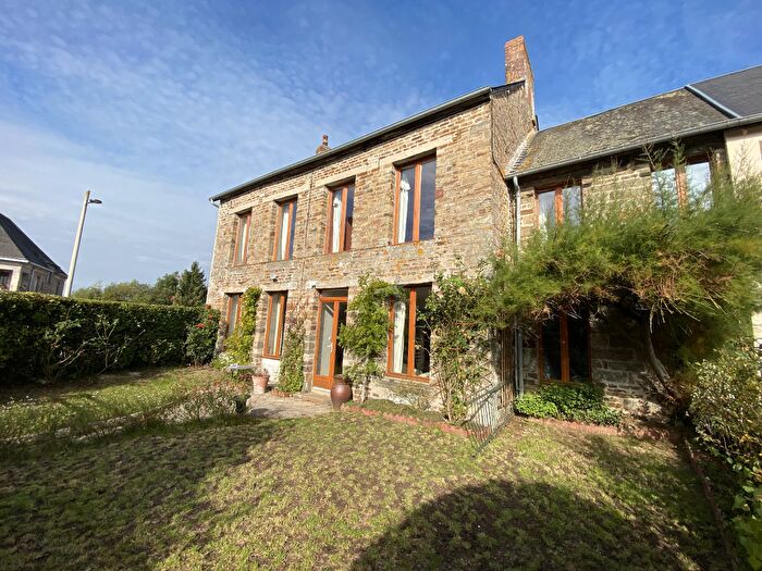 Maison à vendre - Clécy - 5 pièces - 3 chambres