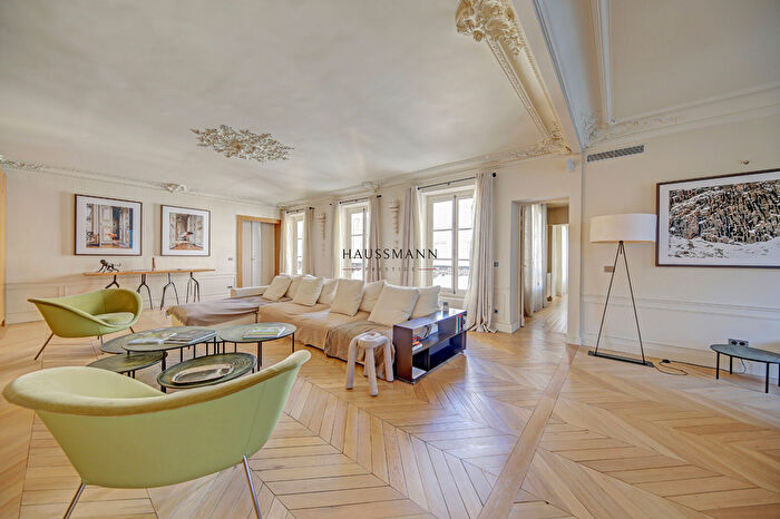 Paris 7ème, Saint-Thomas dAquin, Bac, Musée dOrsay : Appartement 4 pièces à vendre