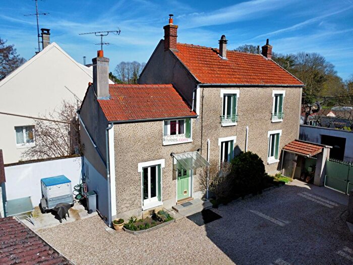 Maison à vendre - Brétigny-sur-Orge, La Roseraie - 5 pièces - 3 chambres