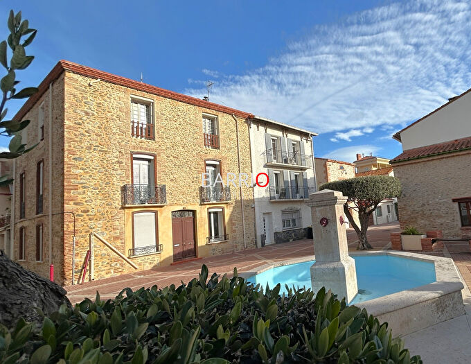 Maison à vendre - Brouilla - 12 pièces - 8 chambres