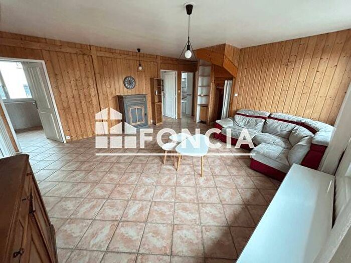 Appartement à louer - Calvaire Hugo Cécile-Châteauvert -Châteauvert, Valence - 7 pièces - 6 chambres