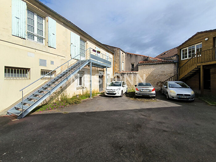 Appartement à vendre - Luçon - 3 pièces - 2 chambres