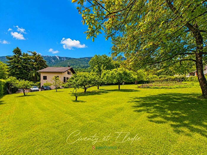 Maison 8 pièces à vendre - Sainte-Hélène-sur-Isère
